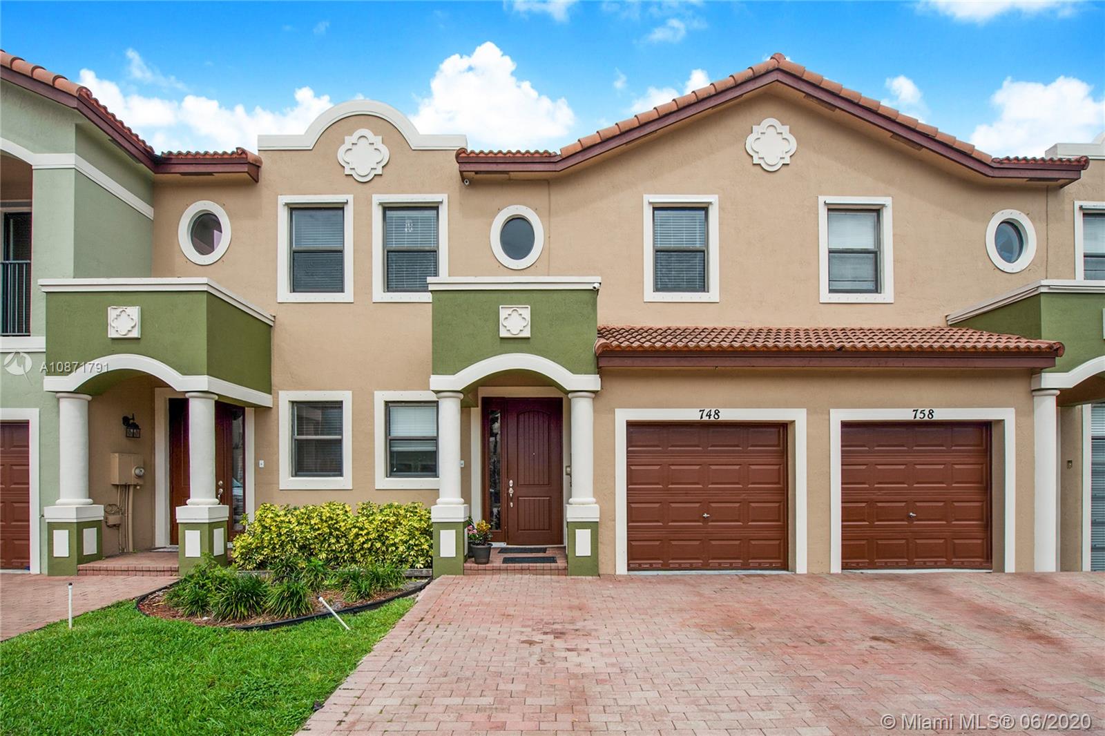 Casa en venta en 748 NE 34th Ave 748, Homestead, FL 33033