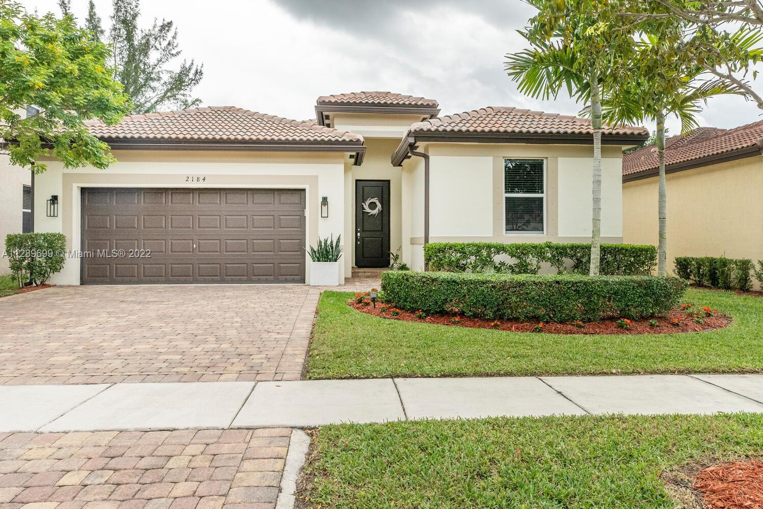 Casa en venta en 2184 SE 2nd St, Homestead, FL 33033